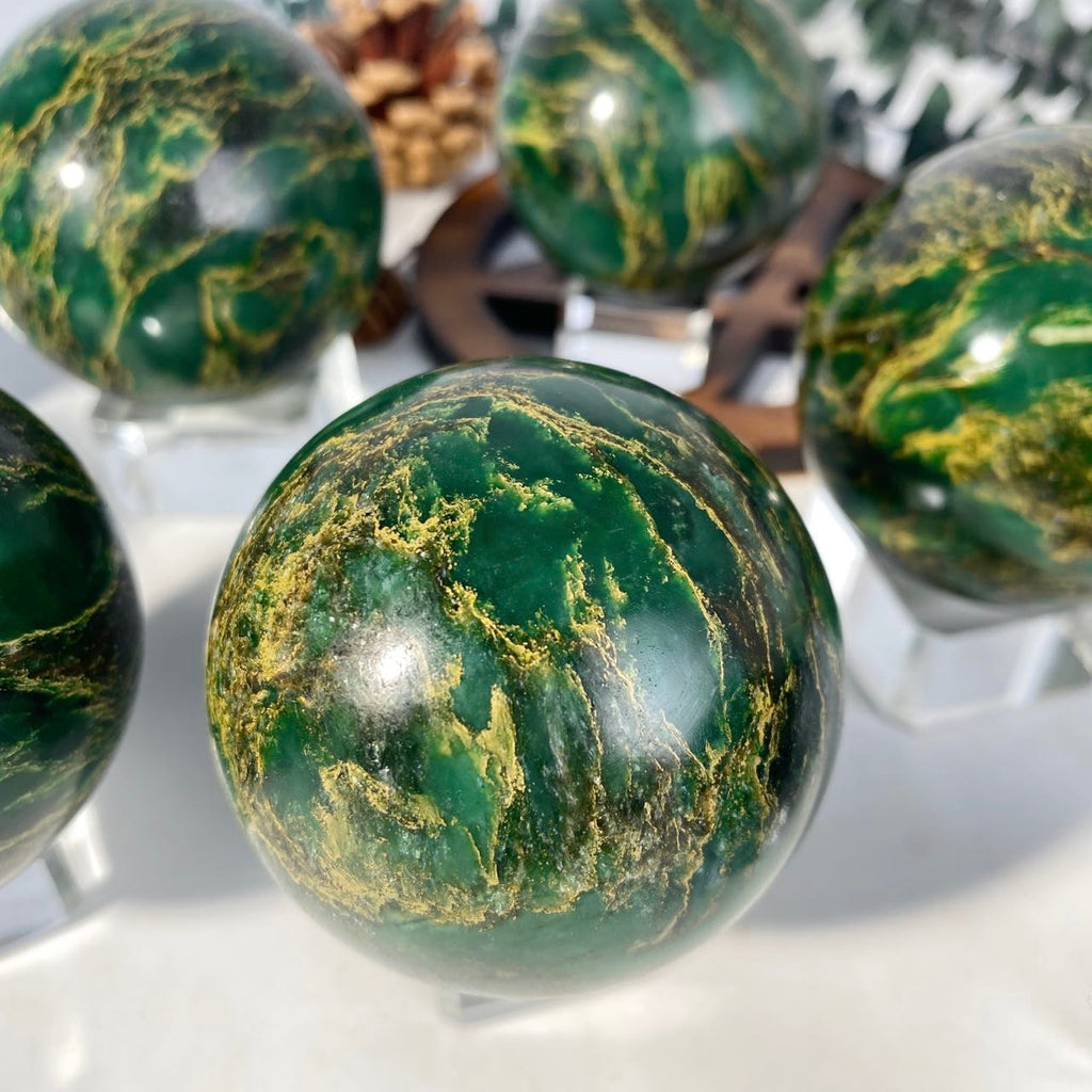 emerald sphere – RAYFUL CRYSTAL